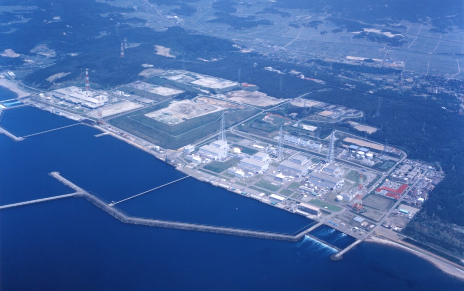 Prime Minister Kishida Leans in on Restarting Kashiwazaki Kariwa ...